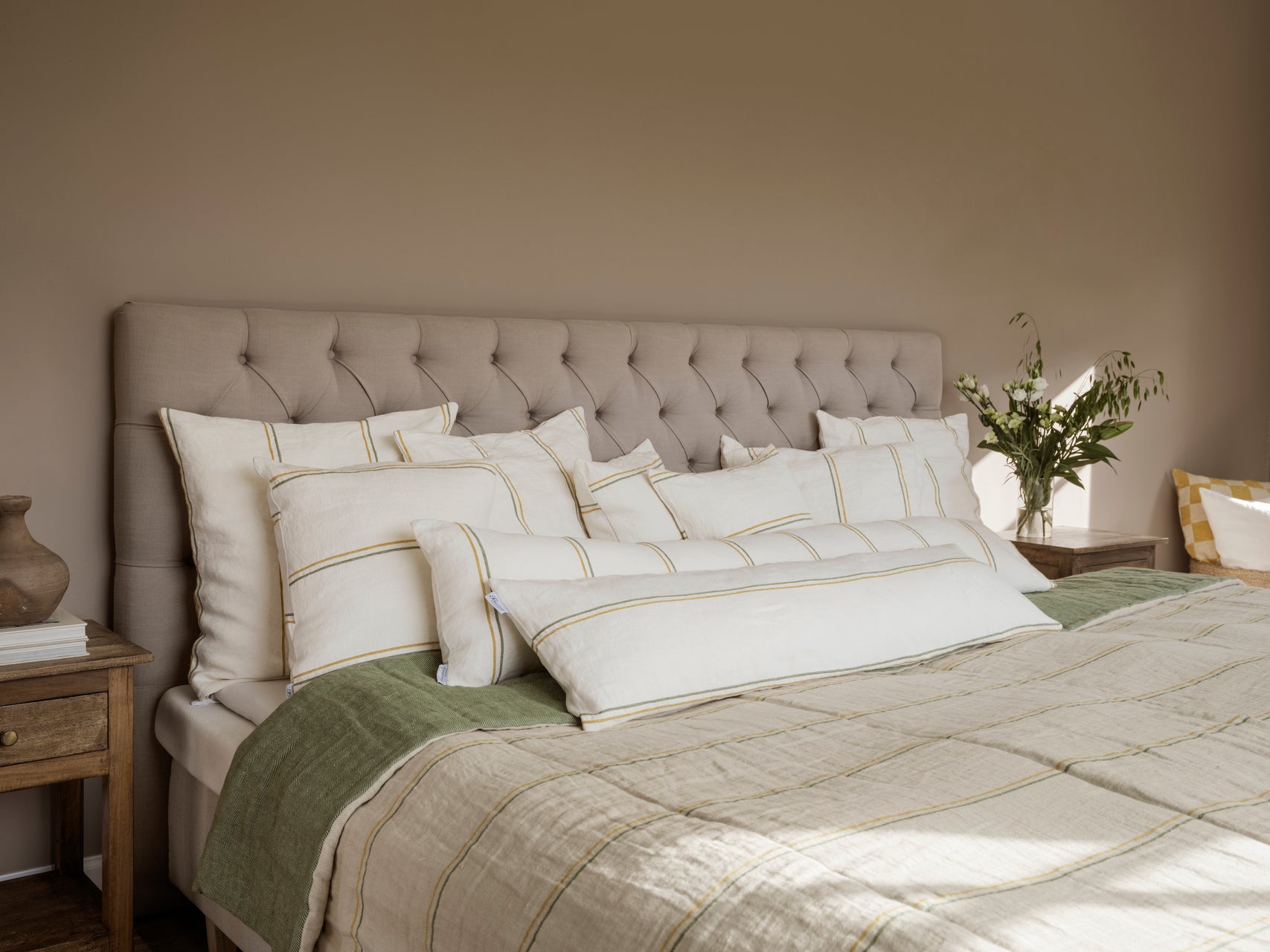 Housewife by Isabel Christensen – HOUSEWIFE By Isabel Christensen
